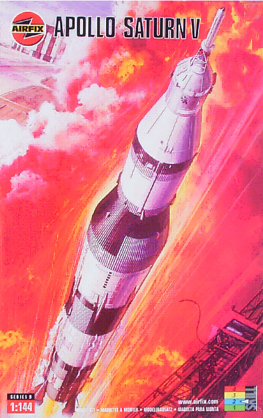 Apollo Saturn V in 1/144 by Airfix - The Little Aviation Museum