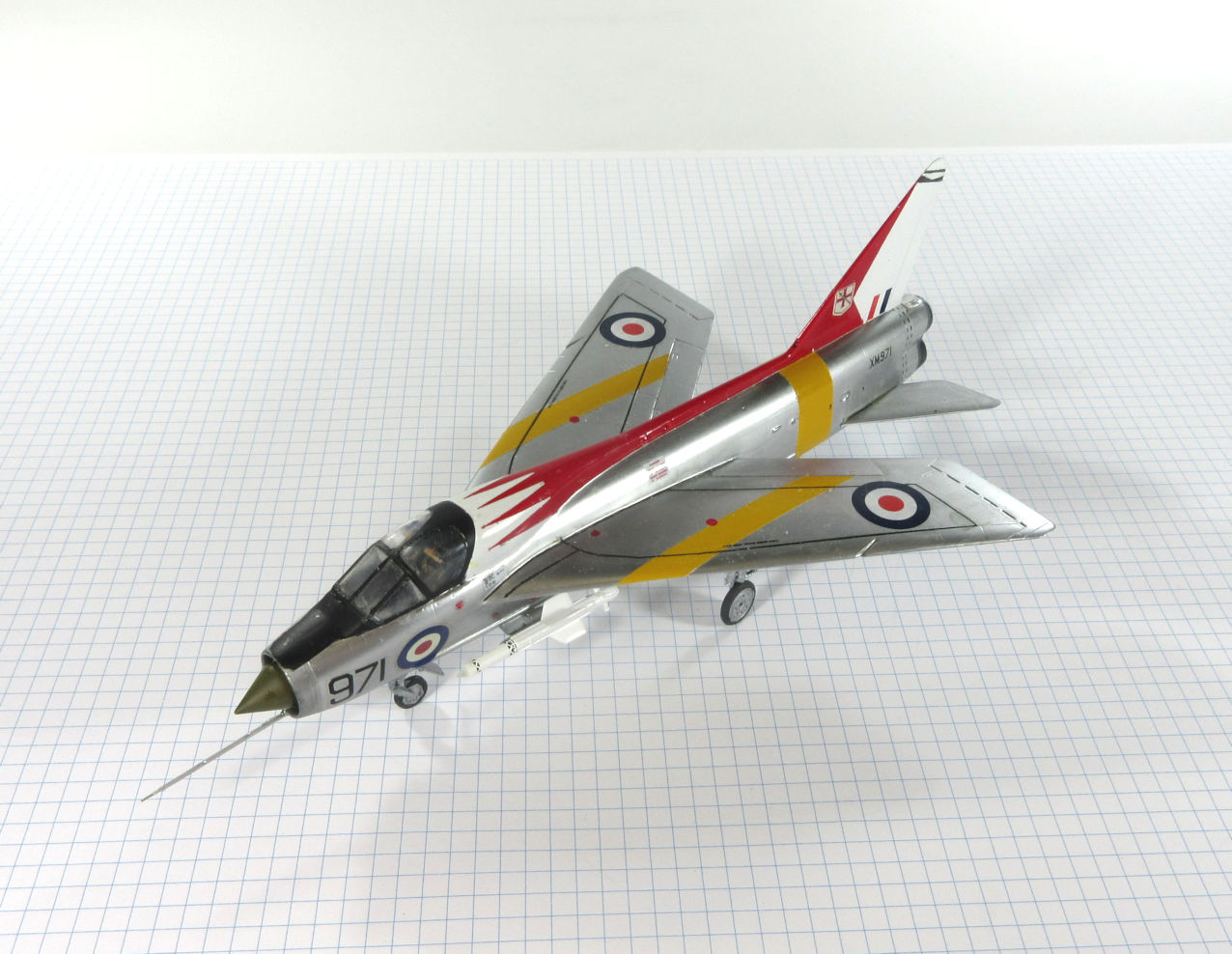 BAC Lightning T.4 (XM971, 145 Squadron (226 OCU), RAF, 1963) - The ...