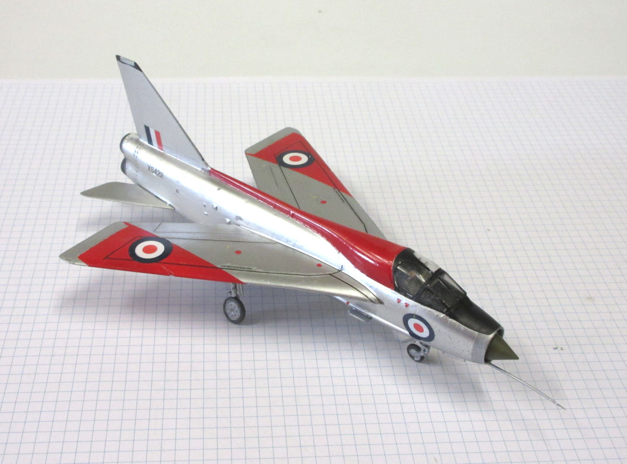 BAC Lightning T.5 (XS422, Empire Test Pilots School, 1985) - The Little ...