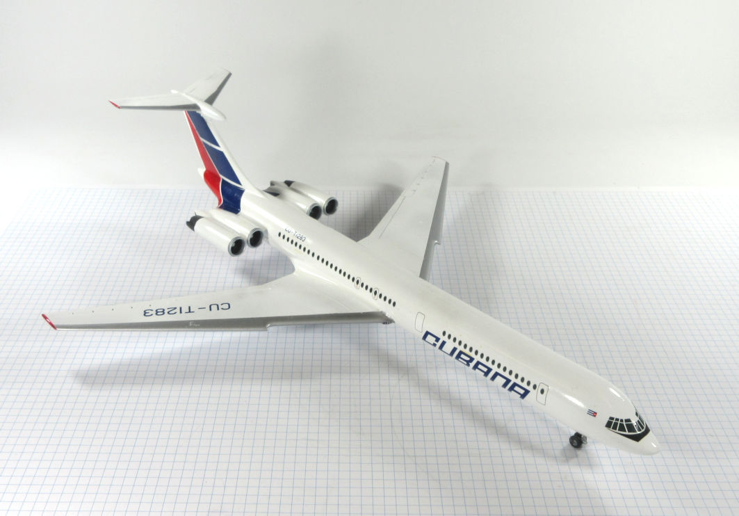 Ilyushin Il-62M (Cubana, CU-T1283, 2003) - The Little Aviation Museum